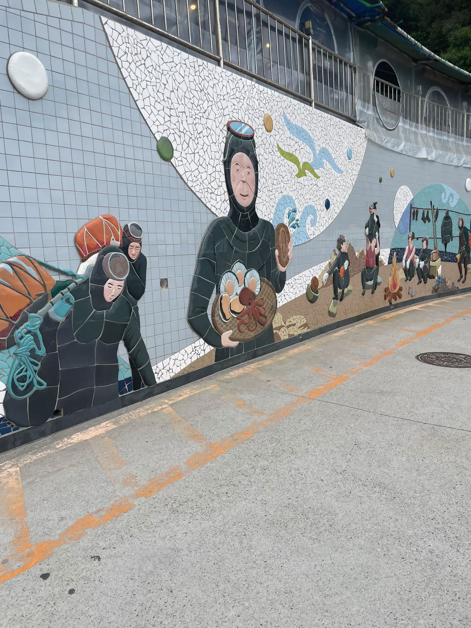 Busan, South Korea Yeongdo Haenyeo Village Sea urchin Gimbap | Gallery ...