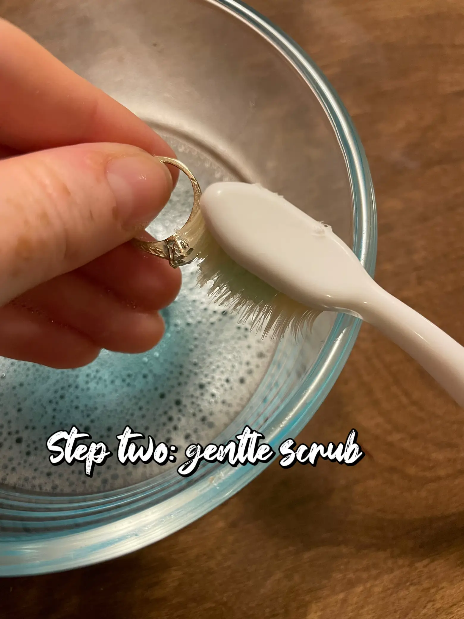 Windex really does fix everything! | Gallery posted by Emma Scott | Lemon8