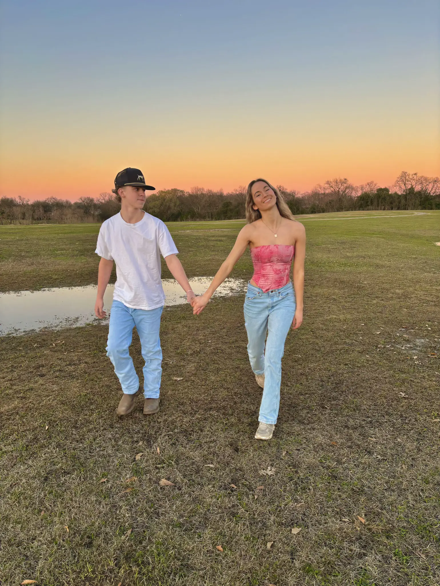 🎀valentine’s day photo shoot-insta: @oliviamillsss | Gallery posted by ...