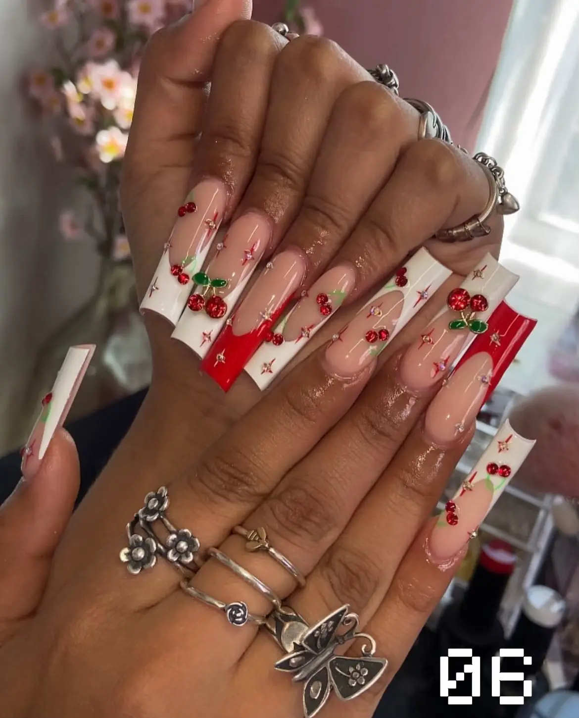 RED NAIL INSPO 💋♥️🌹 | Gallery posted by jassss 🎀💕 | Lemon8