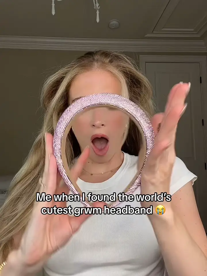 Worlds cutest grwm headband 🎀🤍 | Video published by Sarah Wolak 🌷 | Lemon8