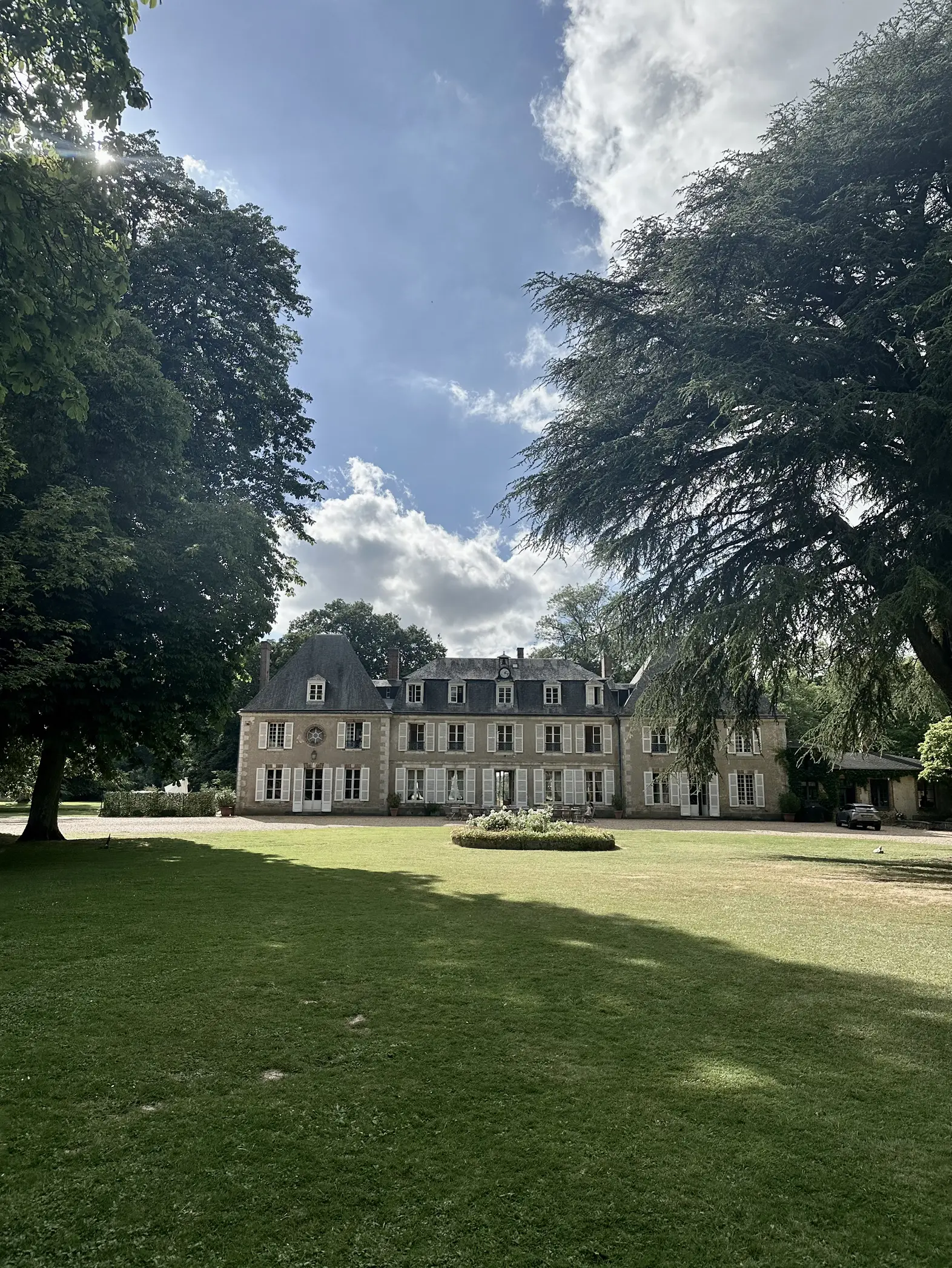 Chateau in the French countryside 🇫🇷 | Gallery posted by Jacob Drake ...