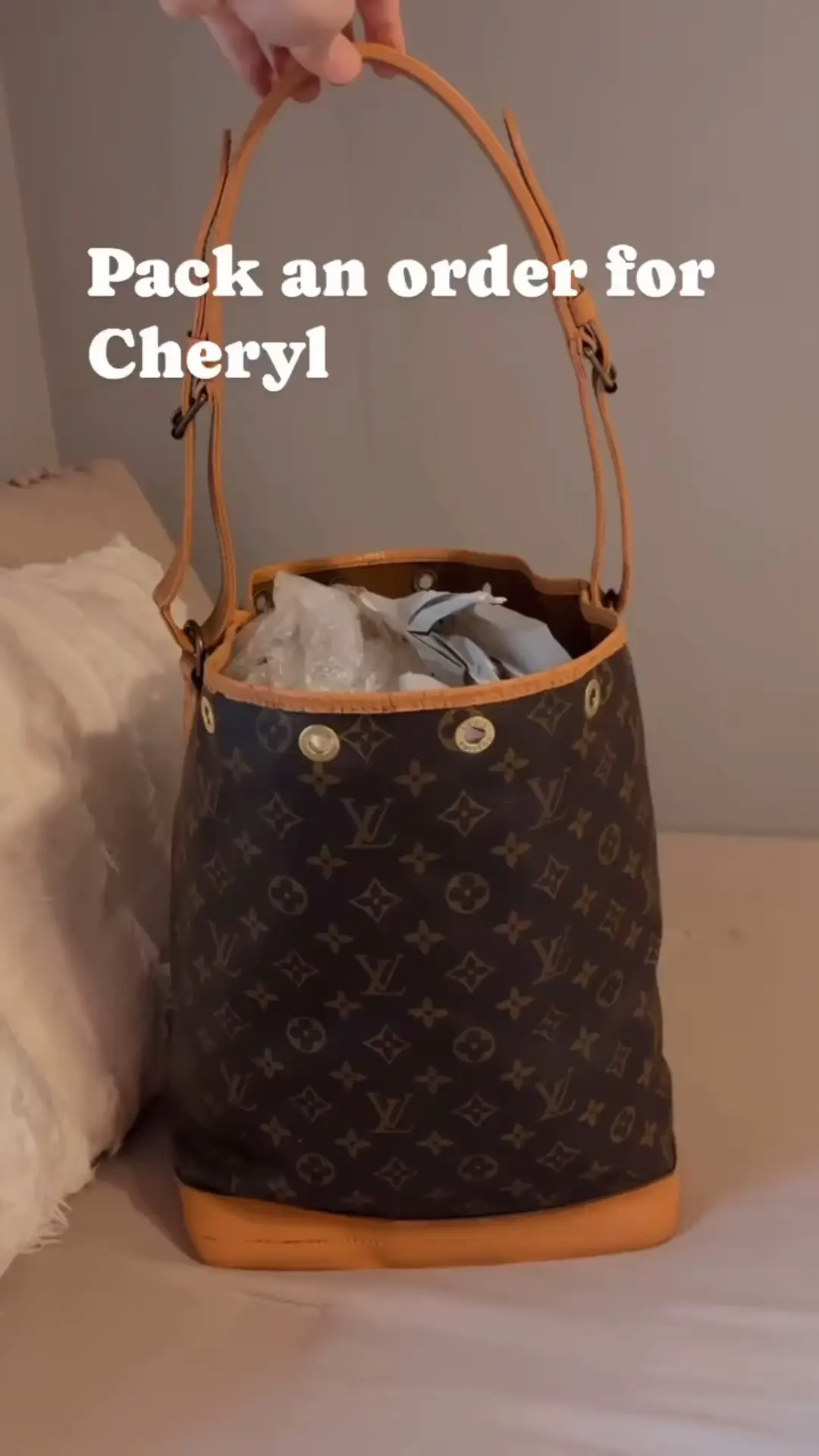 Pack an order with me | Video published by Proudly_P | Lemon8