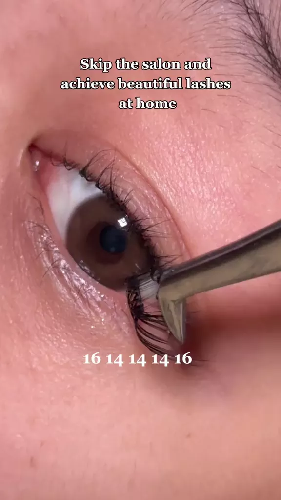 DIY lashes at home🔥⭐️ | Video published by MayHug Lashes | Lemon8