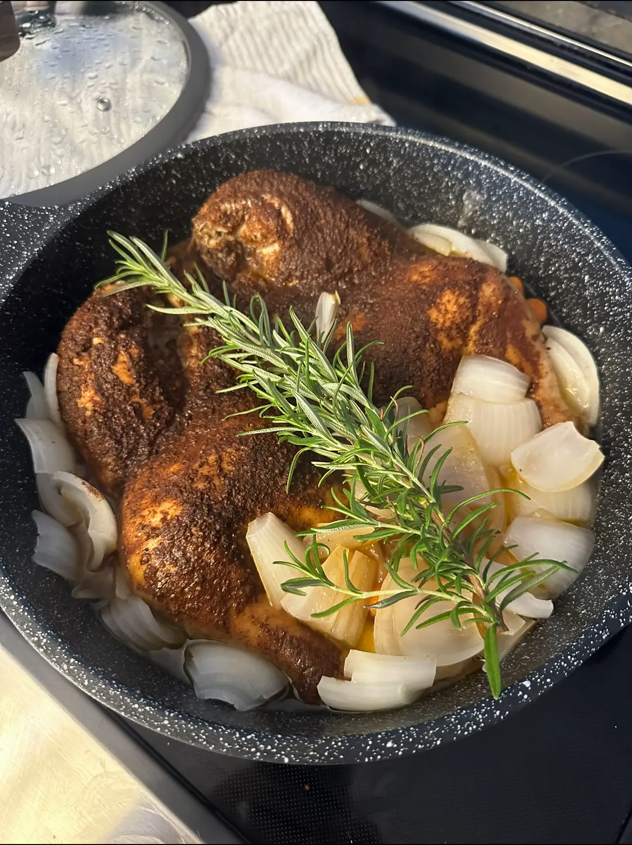 Coffee grounds and cinnamon make for a great rub. | Gallery posted by @culinarydude | Lemon8