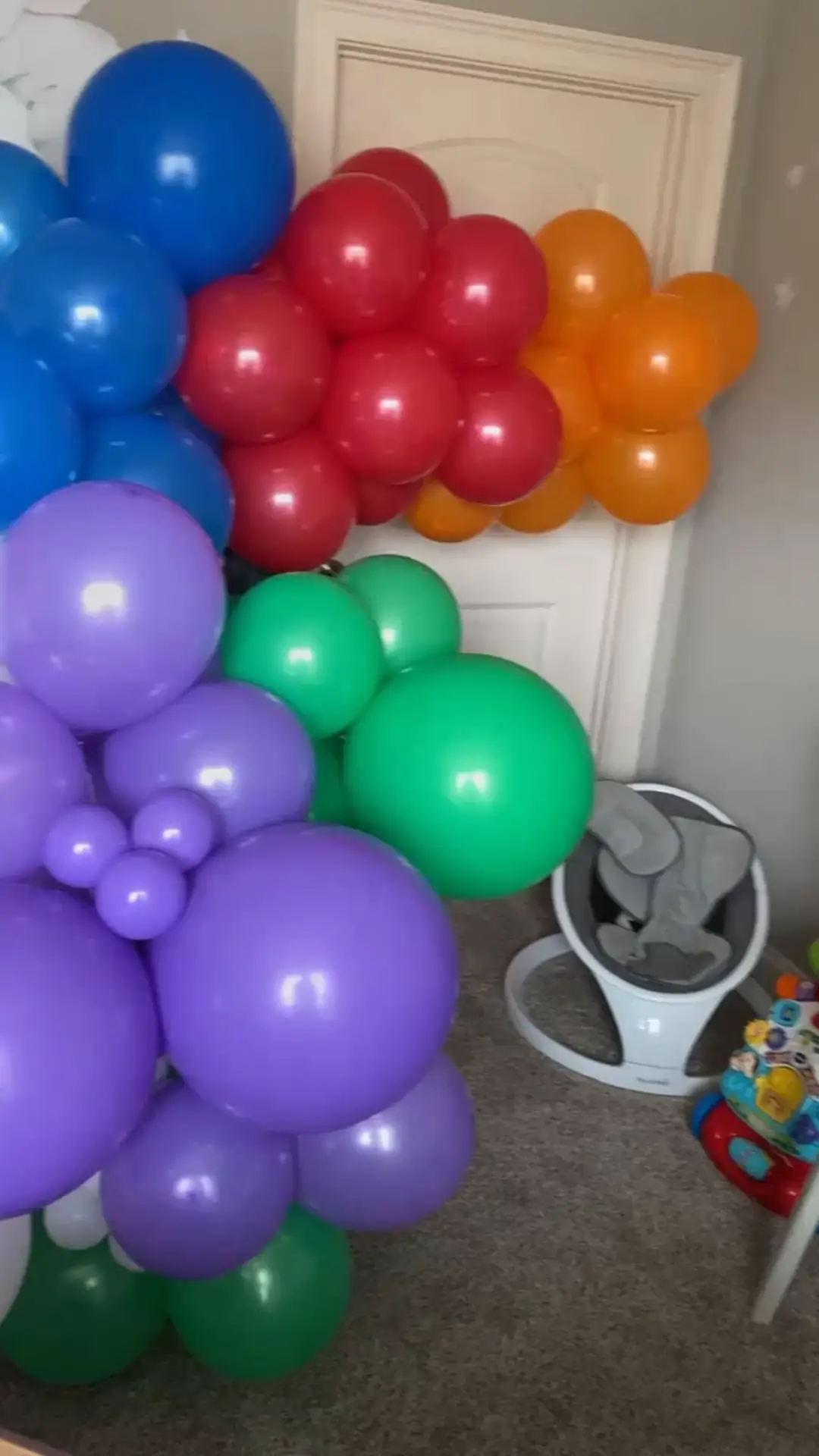 Balloon Garland 🫣 | Video published by | Lemon8