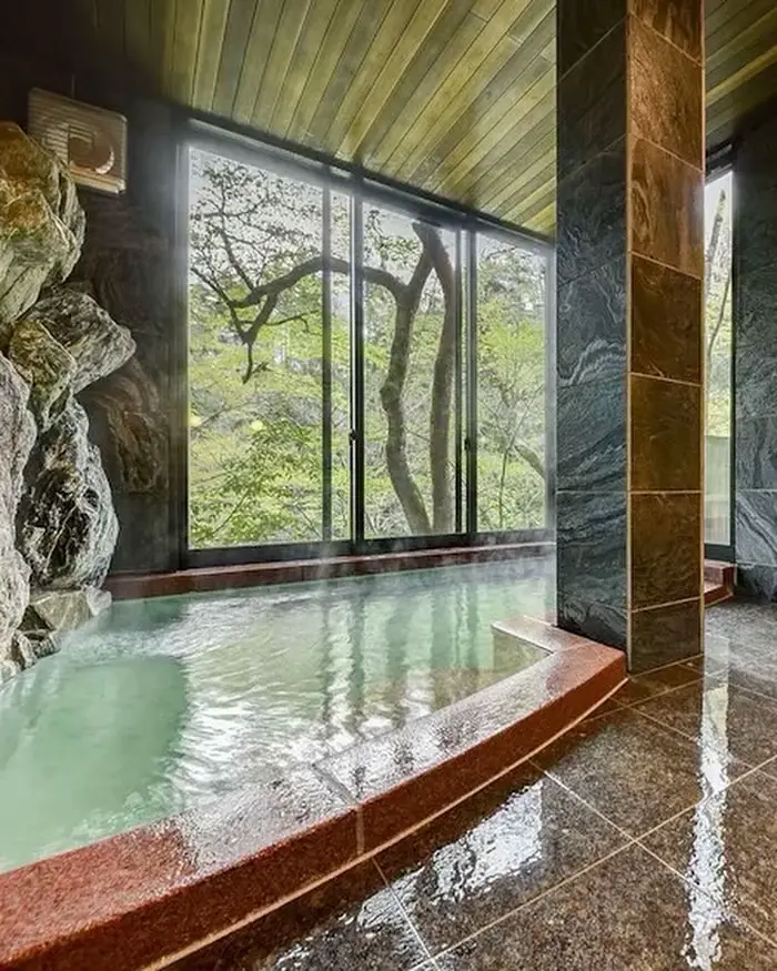 Beautiful Skin Hot Spring 】 Hidden inn standing along the valley of the ...