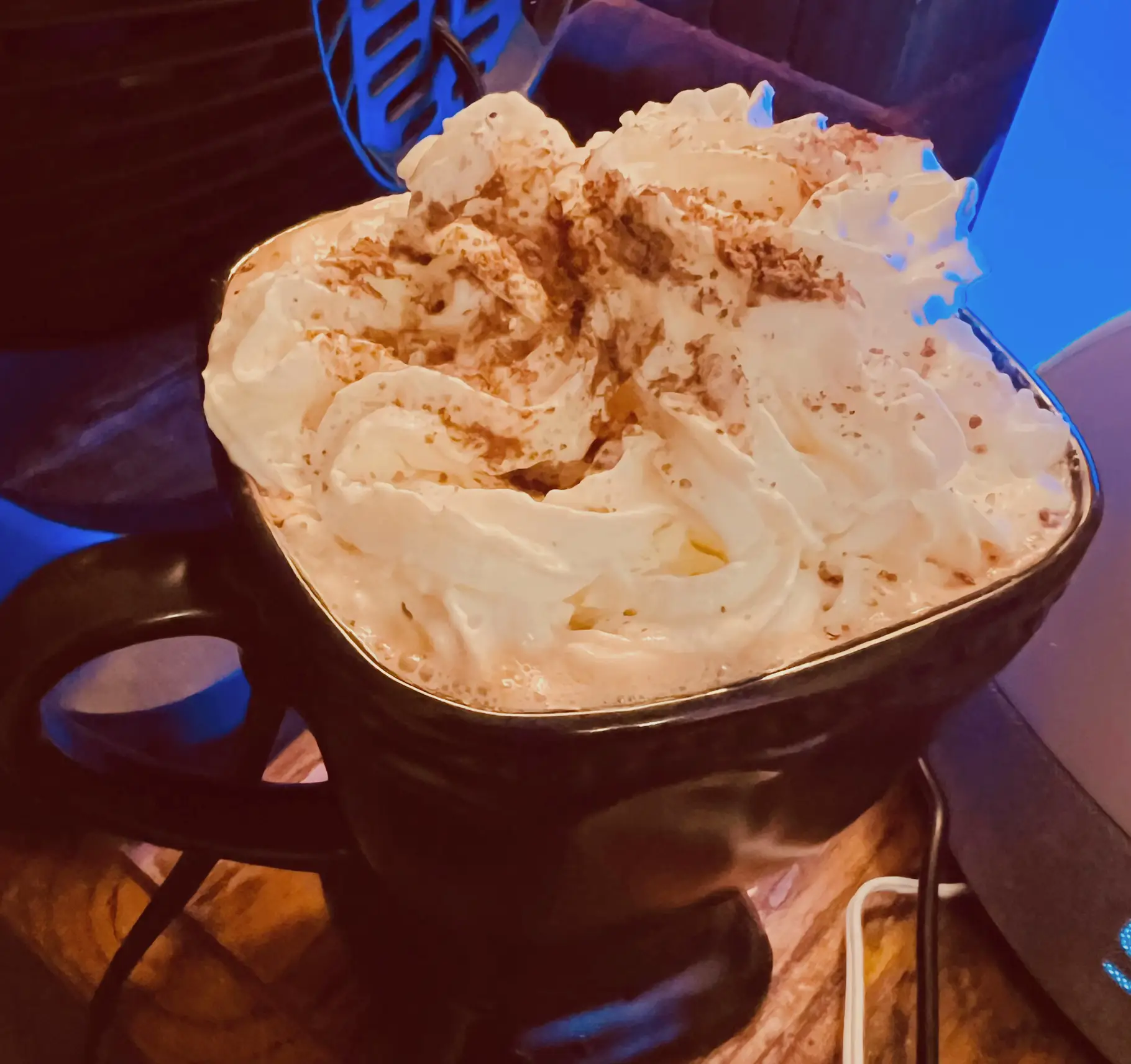 Christmas in a Cup ☕️🍫 | Gallery posted by Summer Jo | Lemon8