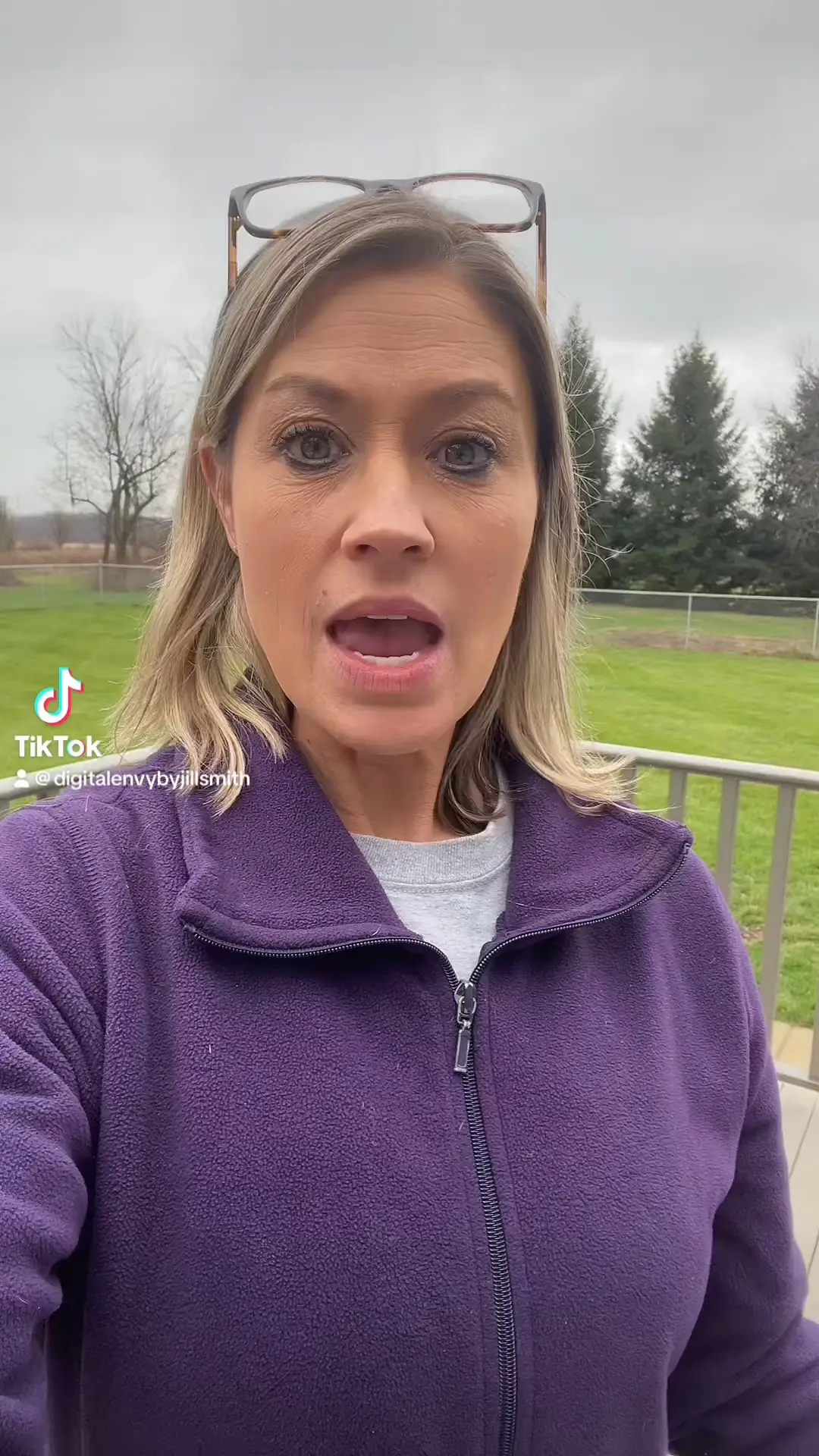 Canva crash course just launched! | วิดีโอที่เผยแพร่โดย Jill Smith | Lemon8