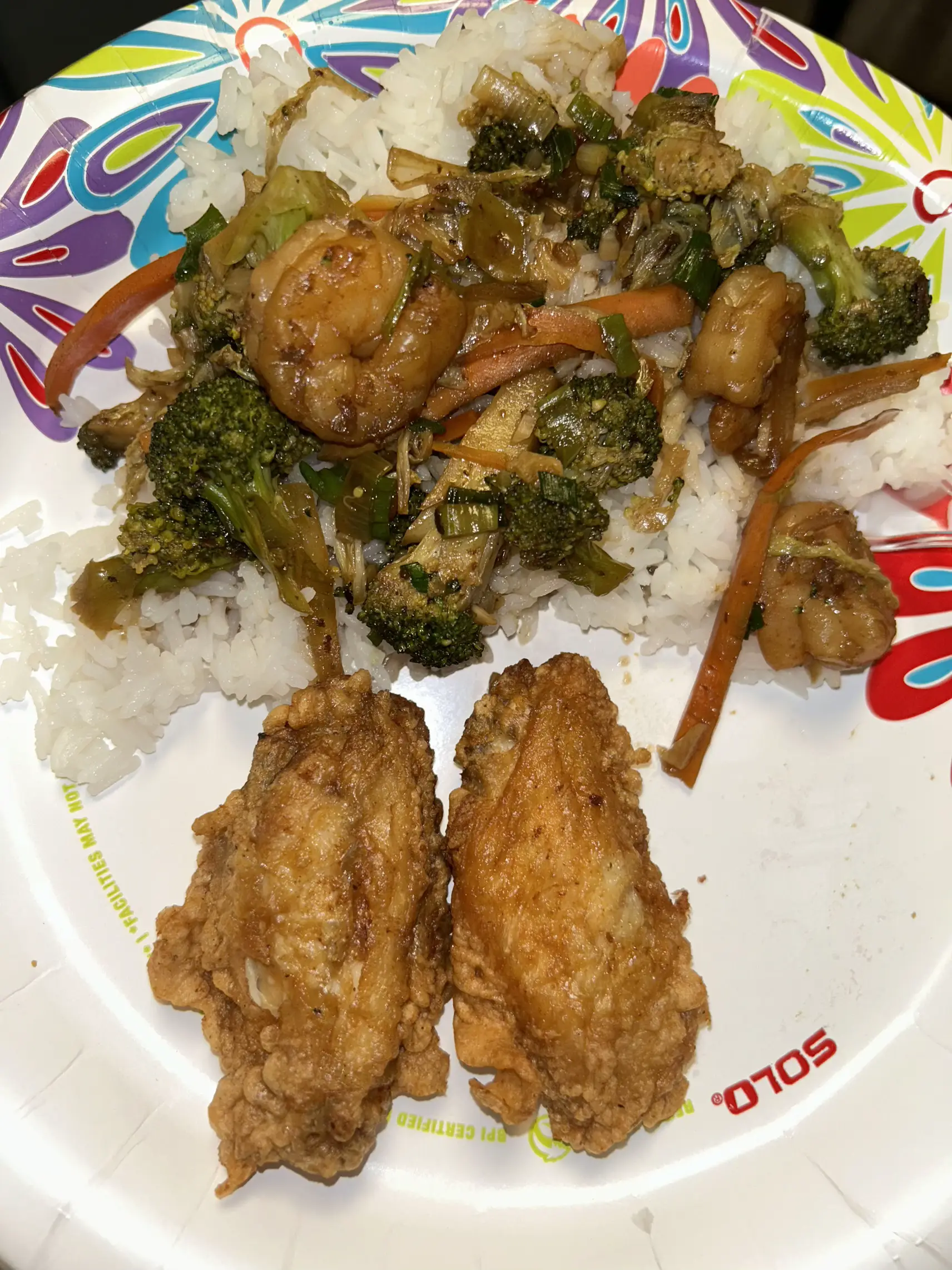 Carry out Fried Chicken Shrimp & Broccoli Stirfry | Gallery posted by Sweet Tee | Lemon8