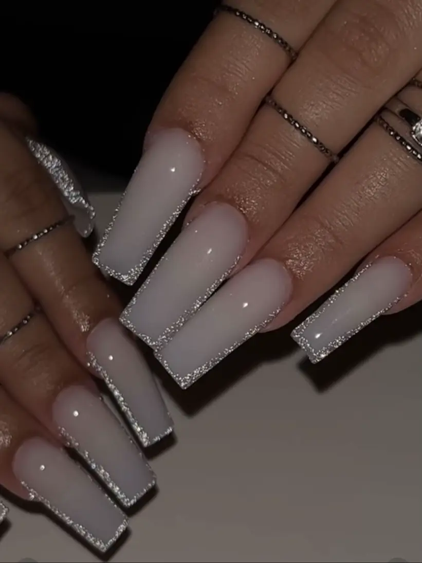 Nail Inspo | แกลเลอรีที่โพสต์โดย Susan Abassi | Lemon8