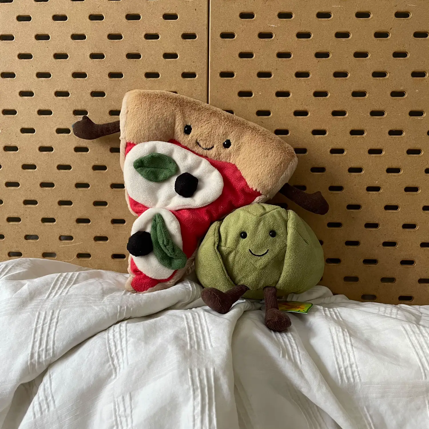 my jellycat collection 🫧🛒 | แกลเลอรีที่โพสต์โดย yeoni | Lemon8