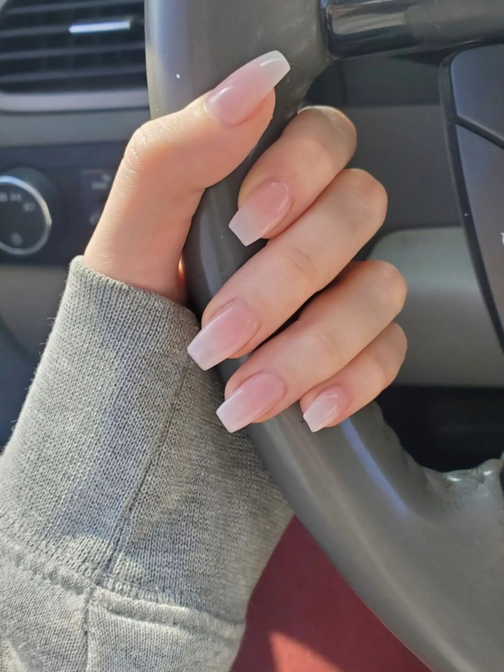 clean girl nail inspo 🩷 | Gallery posted by lucy schroeder💌 | Lemon8