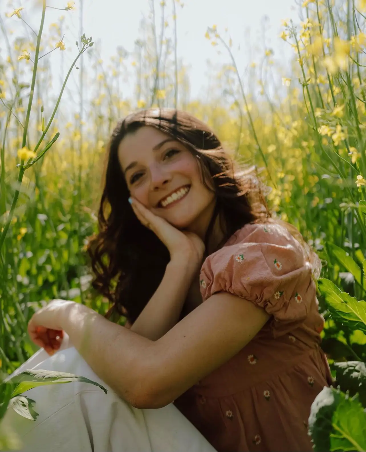 Senior photos that aren’t boring ★ | Gallery posted by Xan Doane | Lemon8